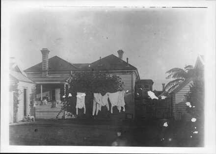 Beattie House on Valley Road - Collections Online - Auckland War ...