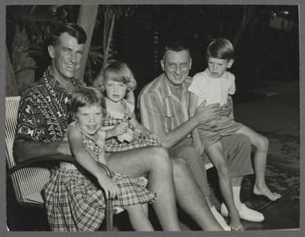 [Edmund Hillary and children] - Collections Online - Auckland War ...