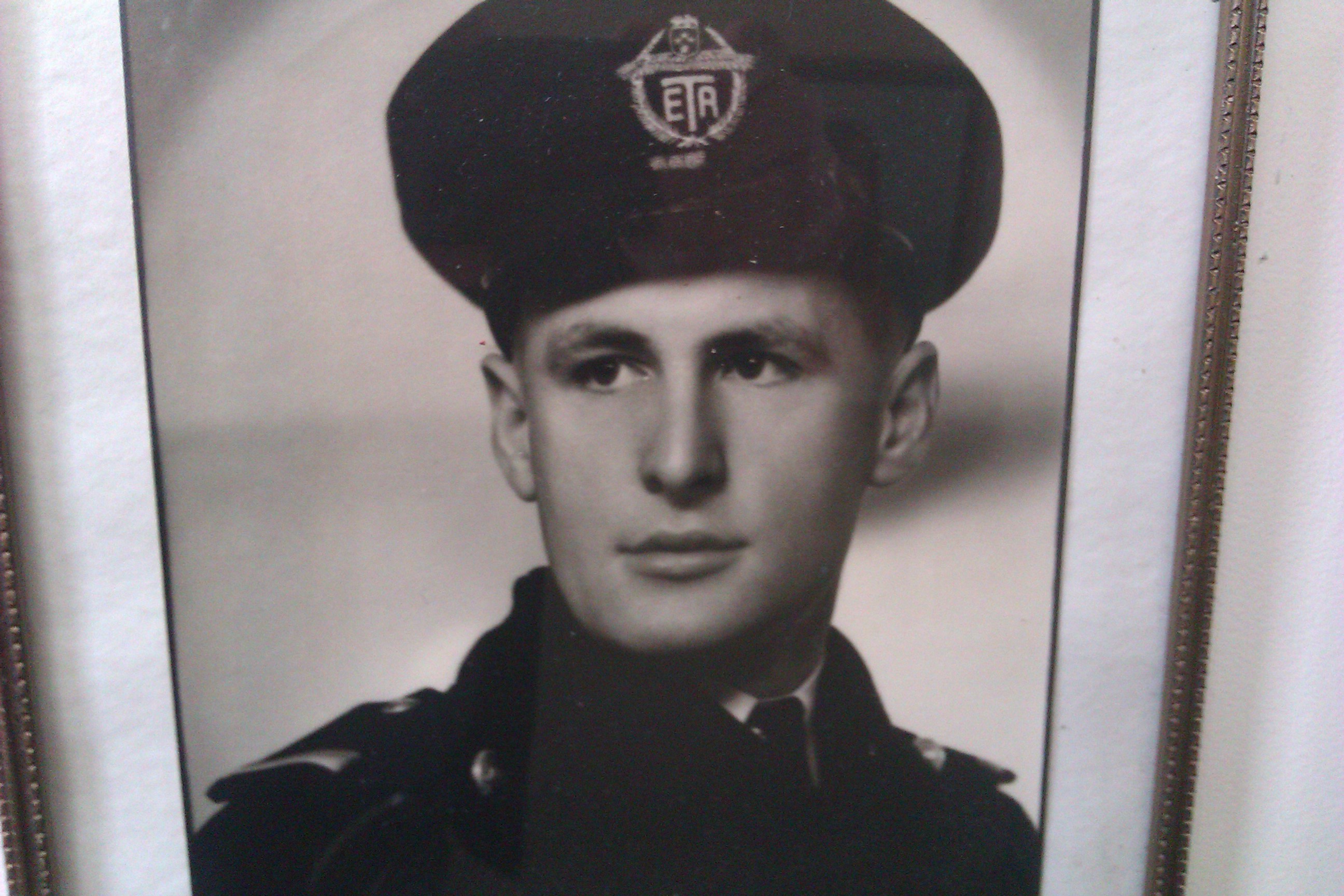 Clifford Harris Thompson - Online Cenotaph - Auckland War Memorial Museum