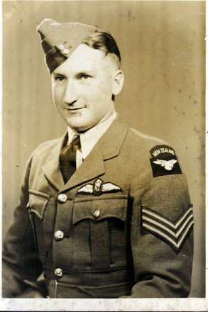John Thomas William Hyndman - Online Cenotaph - Auckland War Memorial ...