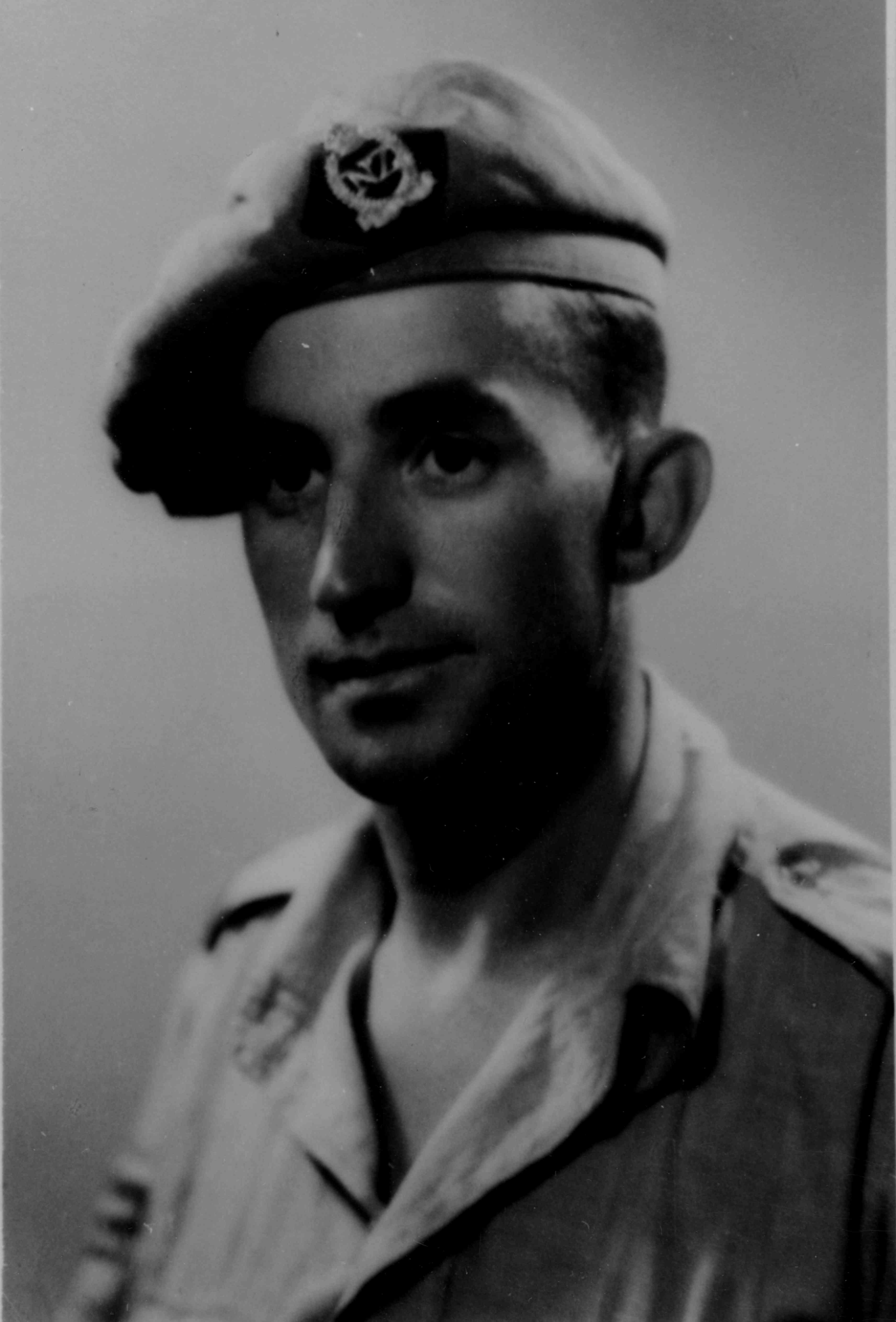 Guy William Bryan Barrow - Online Cenotaph - Auckland War Memorial Museum