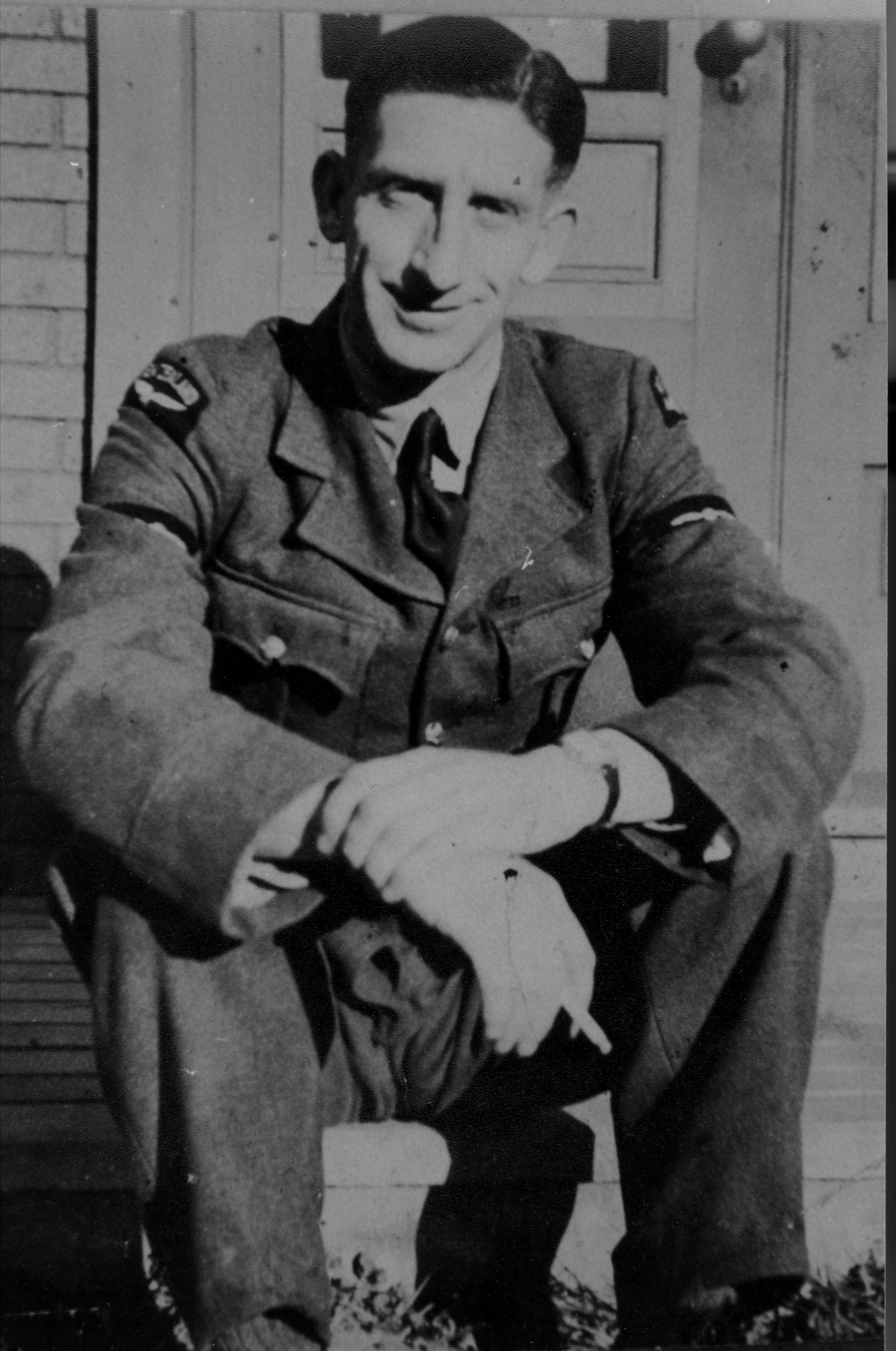 Louis Gordon Schlesinger - Online Cenotaph - Auckland War Memorial Museum