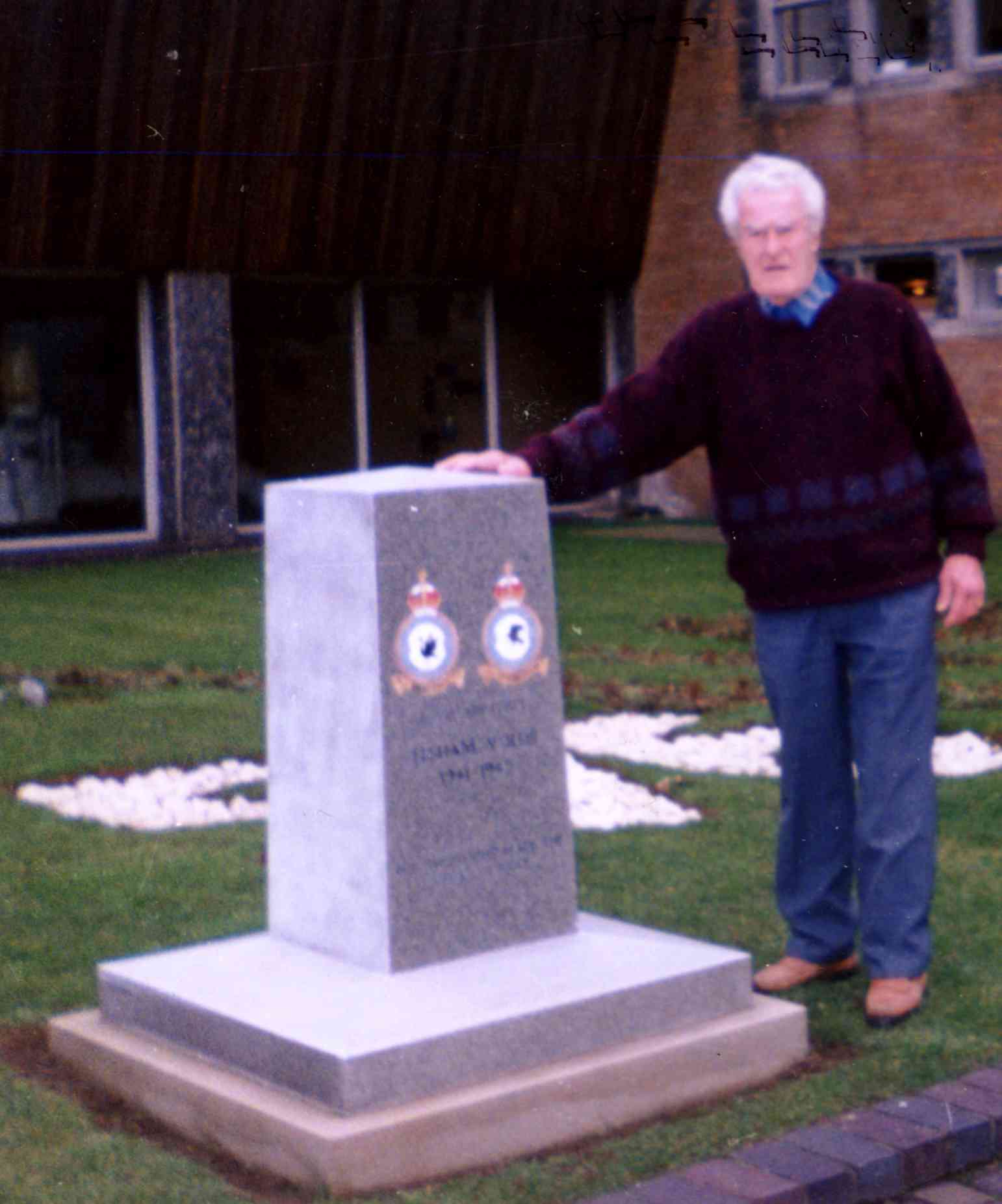Douglas Cecil Giddens - Online Cenotaph - Auckland War Memorial Museum