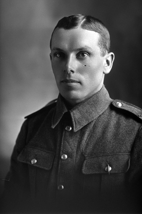 Arthur Campbell Day - Online Cenotaph - Auckland War Memorial Museum