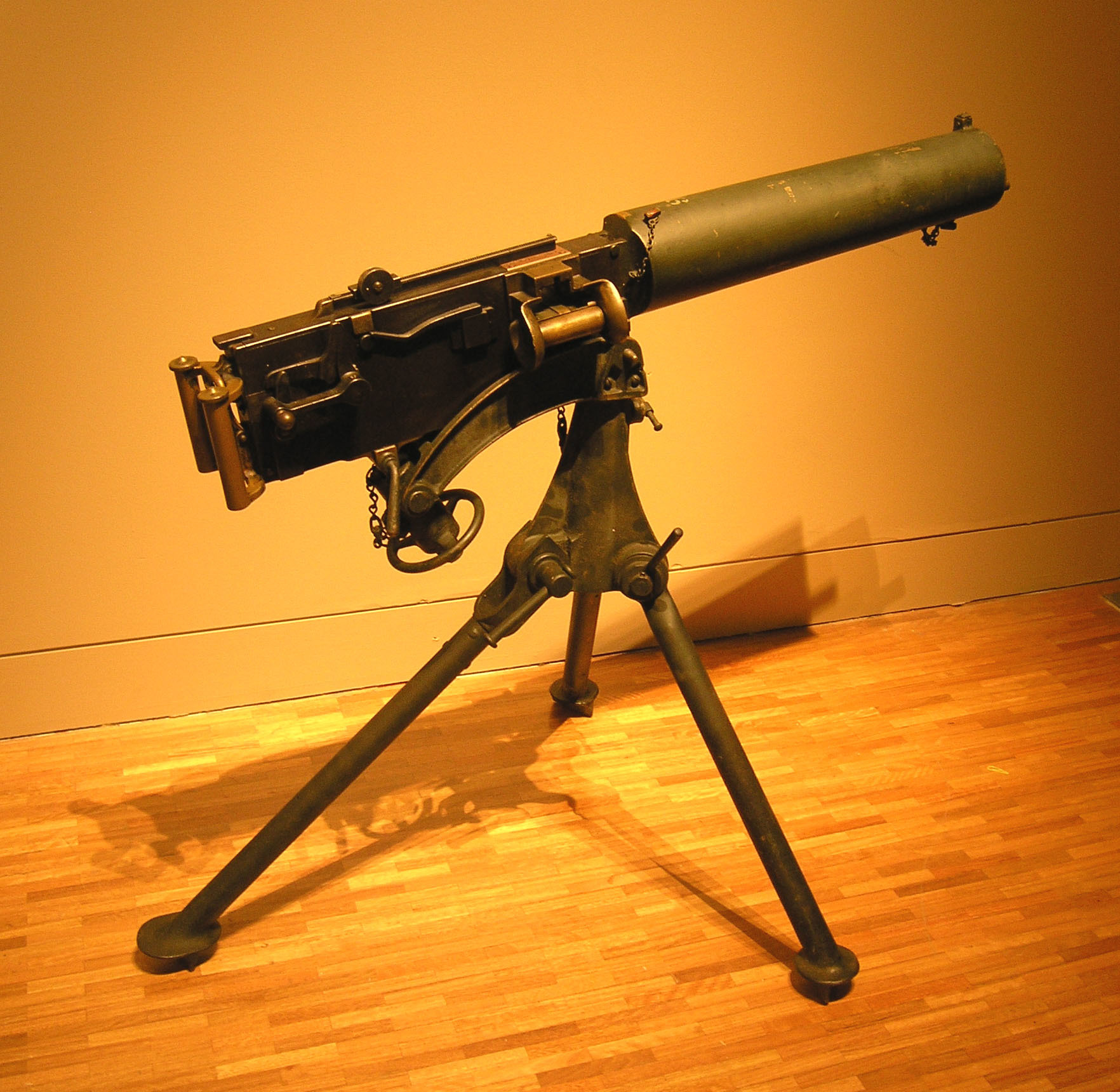 machine gun - Collections Online - Auckland War Memorial Museum