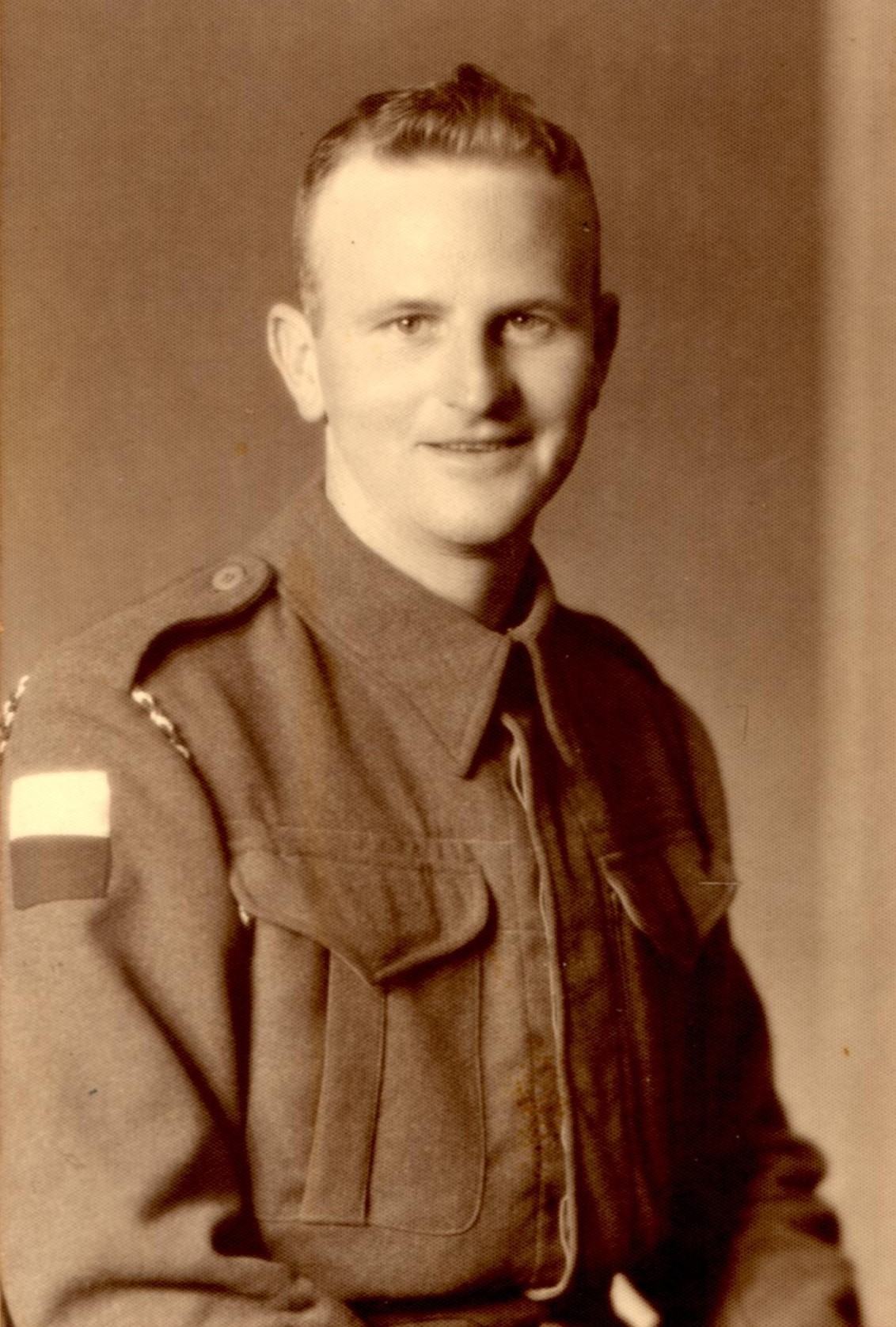 Douglas William McAlpine - Online Cenotaph - Auckland War Memorial Museum