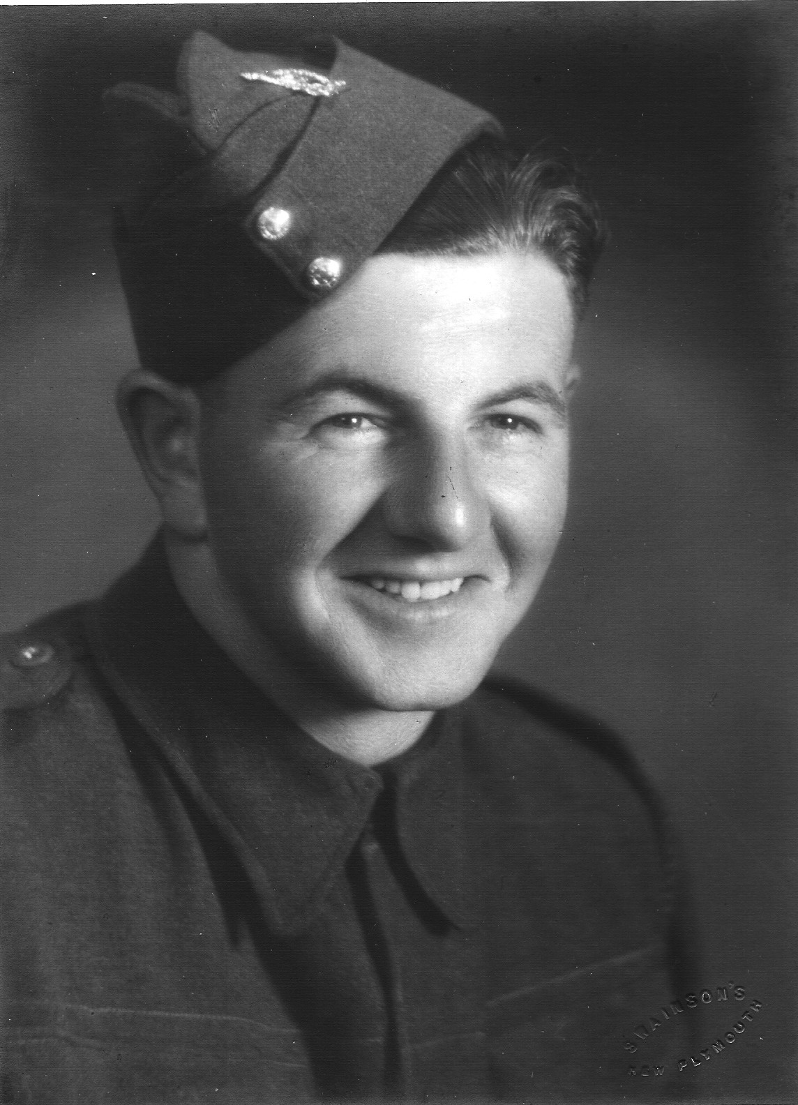 Murray George - Online Cenotaph - Auckland War Memorial Museum