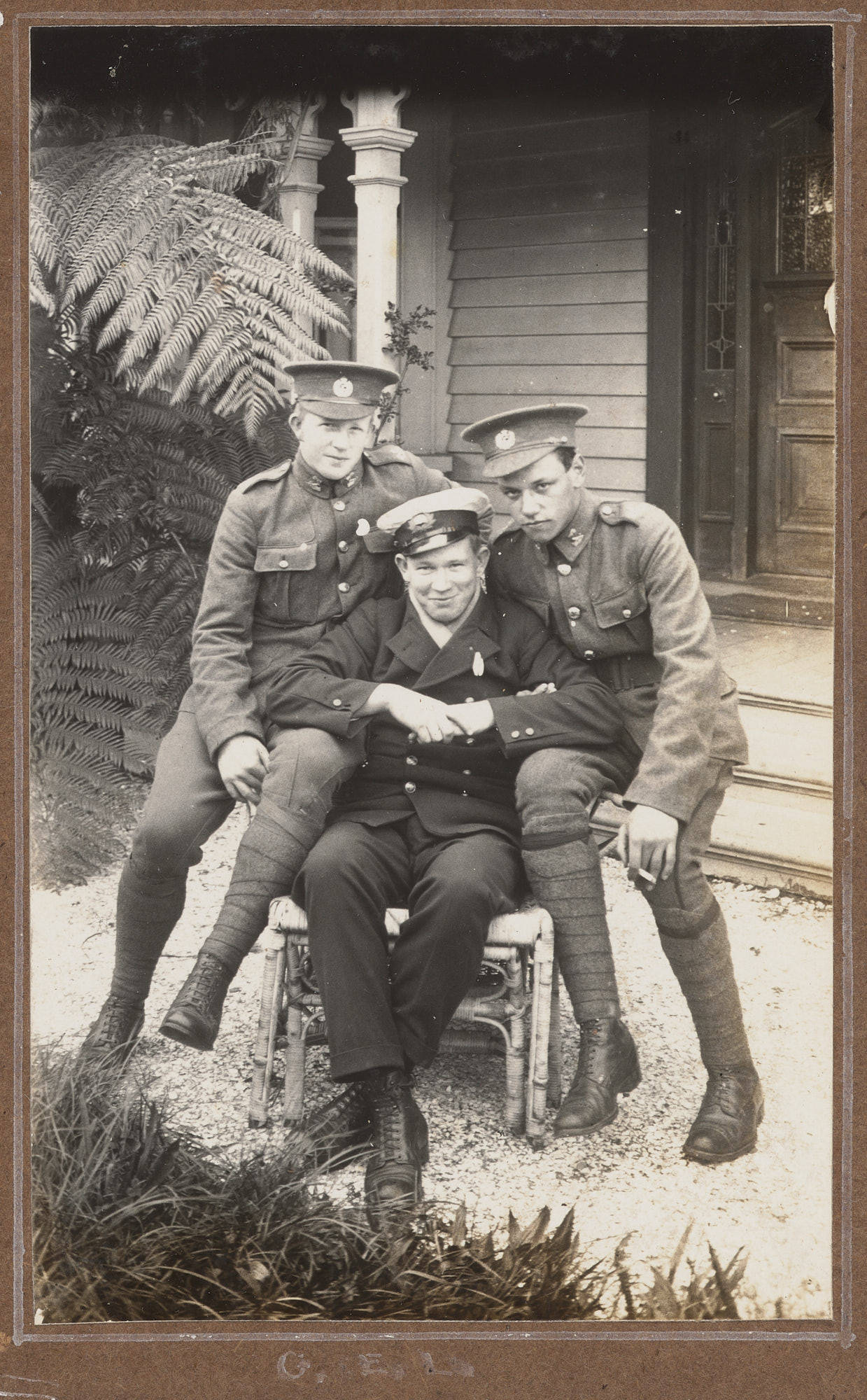 Donovan Graham Lunn - Online Cenotaph - Auckland War Memorial Museum