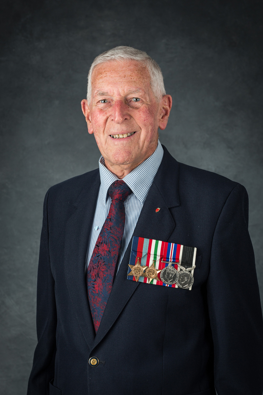 Ronald Taylor - Online Cenotaph - Auckland War Memorial Museum