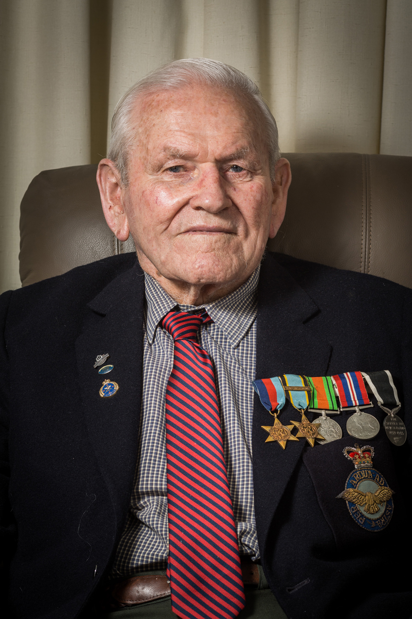 Donald Glenwyn Ivey - Online Cenotaph - Auckland War Memorial Museum
