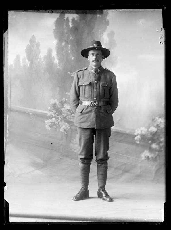 Walter Thomas Edwards - Online Cenotaph - Auckland War Memorial Museum
